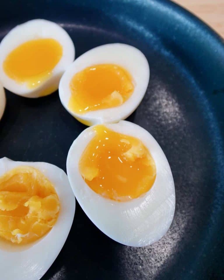 How to Make Jammy Eggs (The Easy Way!) - How To Make Dinner